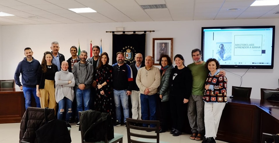 Masterclass impartida por la prestigiosa fotógrafa Ana Becerra ...