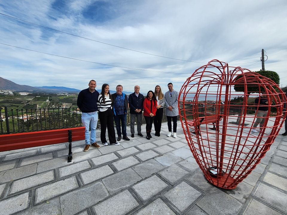 Inaugurado el Balcón del Amor - Ayuntamiento de Manilva